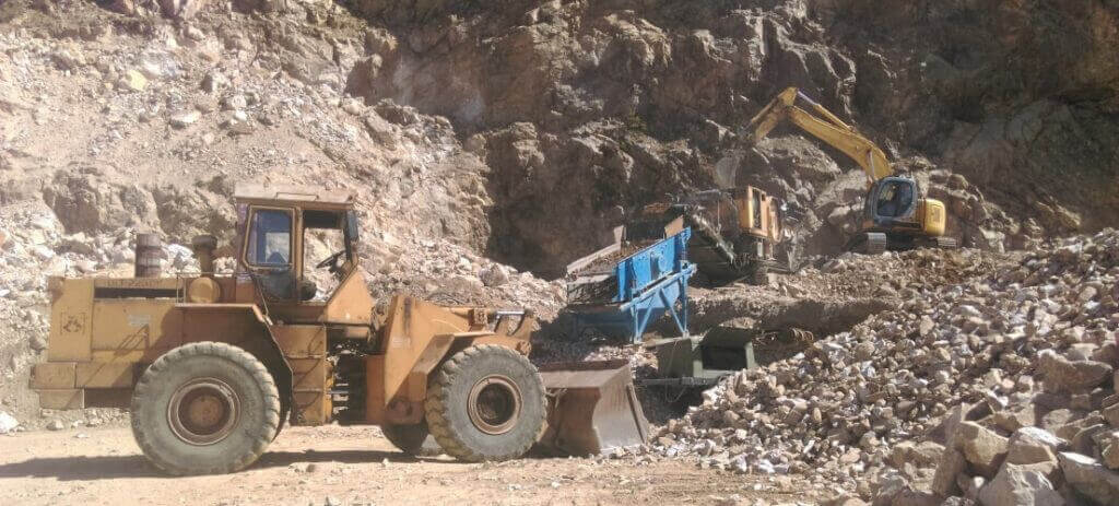 How Quartz Is Made: Solid Stone Worktops Ltd